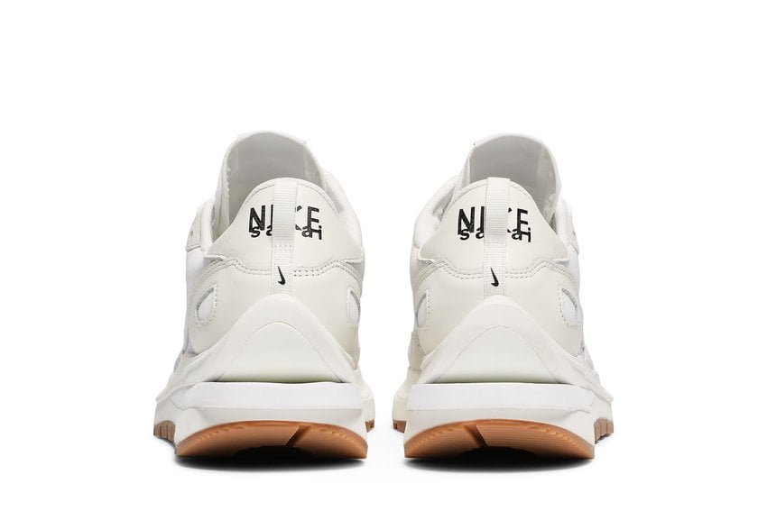 Nike Vaporwaffle sacai Sail Gum